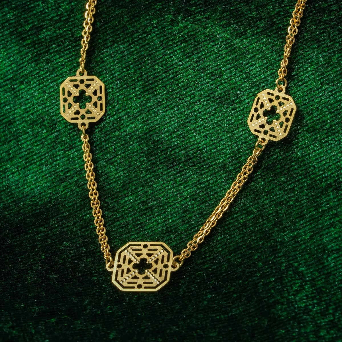 P.C. Chandra Jewellers 22KT (916) Yellow Gold Lightweight Necklace with ...