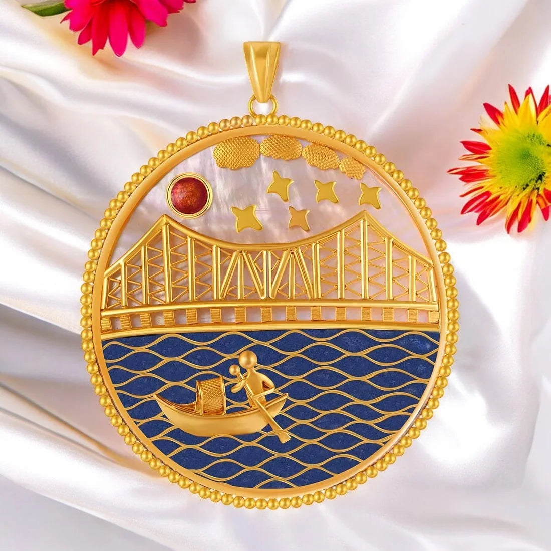 22k Gold Pendant Featuring Howrah Bridge | Mugdhaa Collection from PC ...