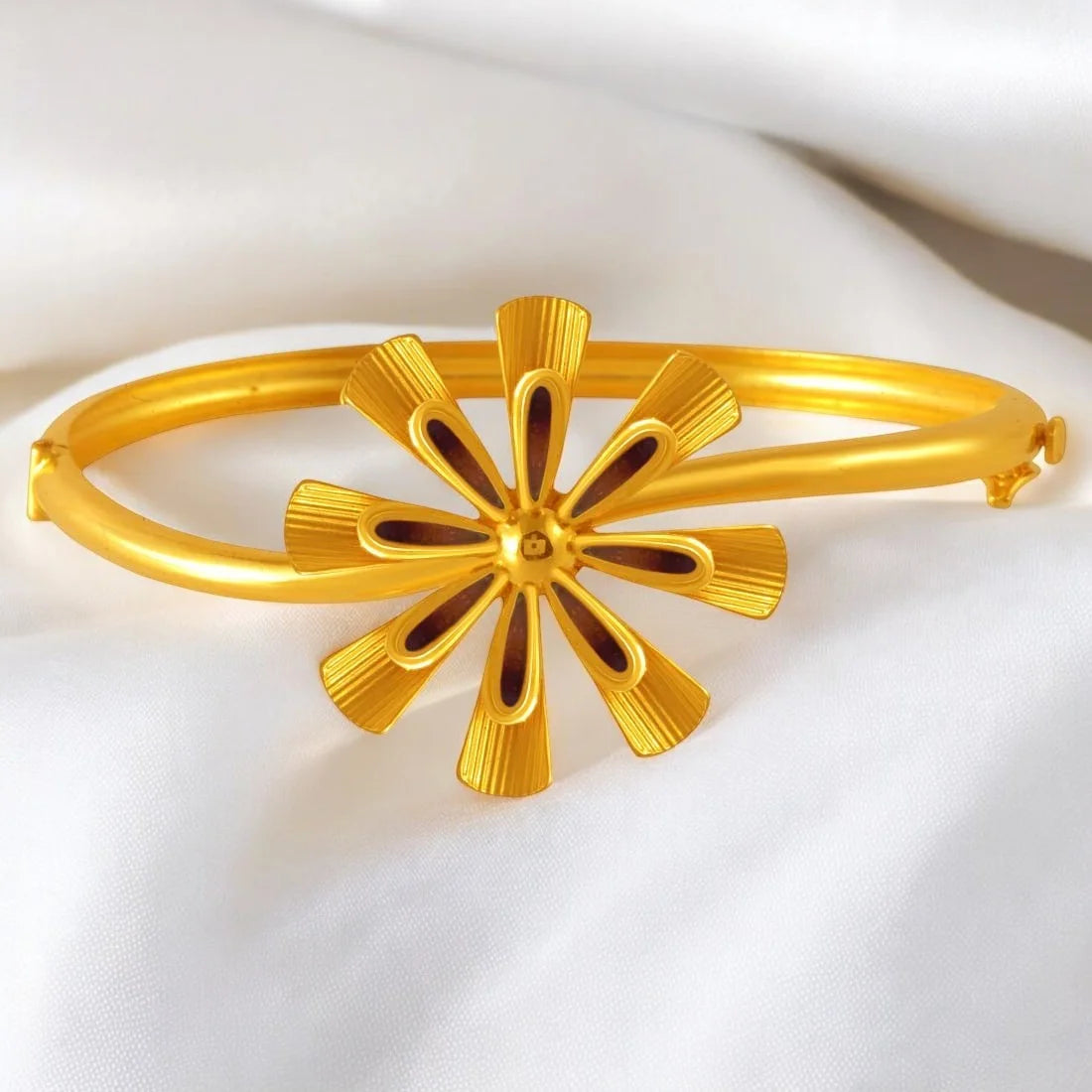 22K Gold Bangle with Floral Design | Mugdhaa Collection from PC Chandra ...